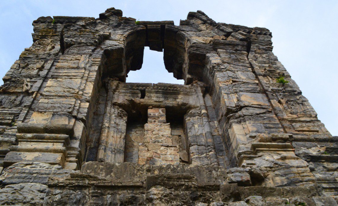 Martand Sun Temple | A gem of a temple in Kashmir!